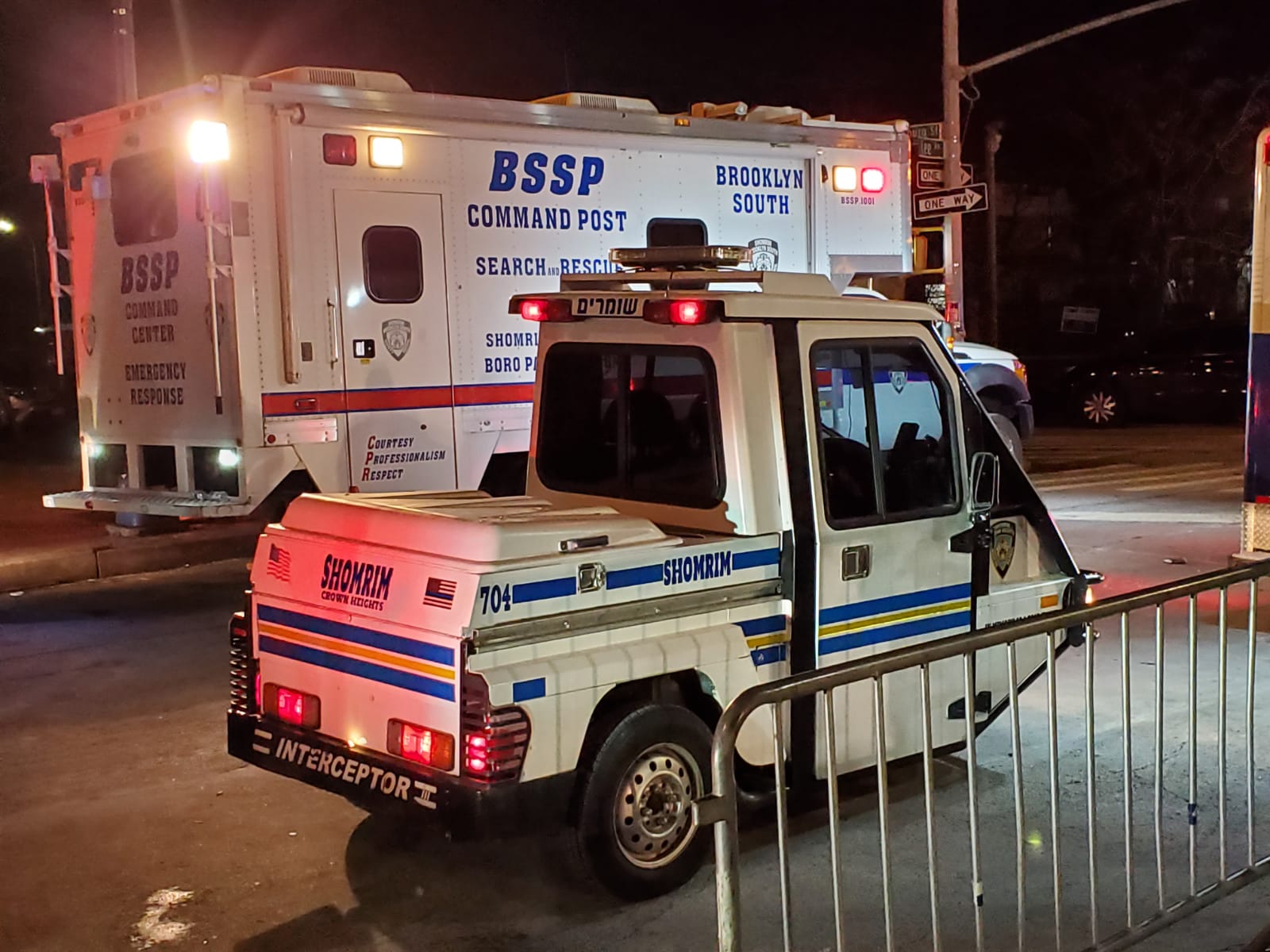 Jewish patrol group Shomrim offers emergency phones to New York City ...