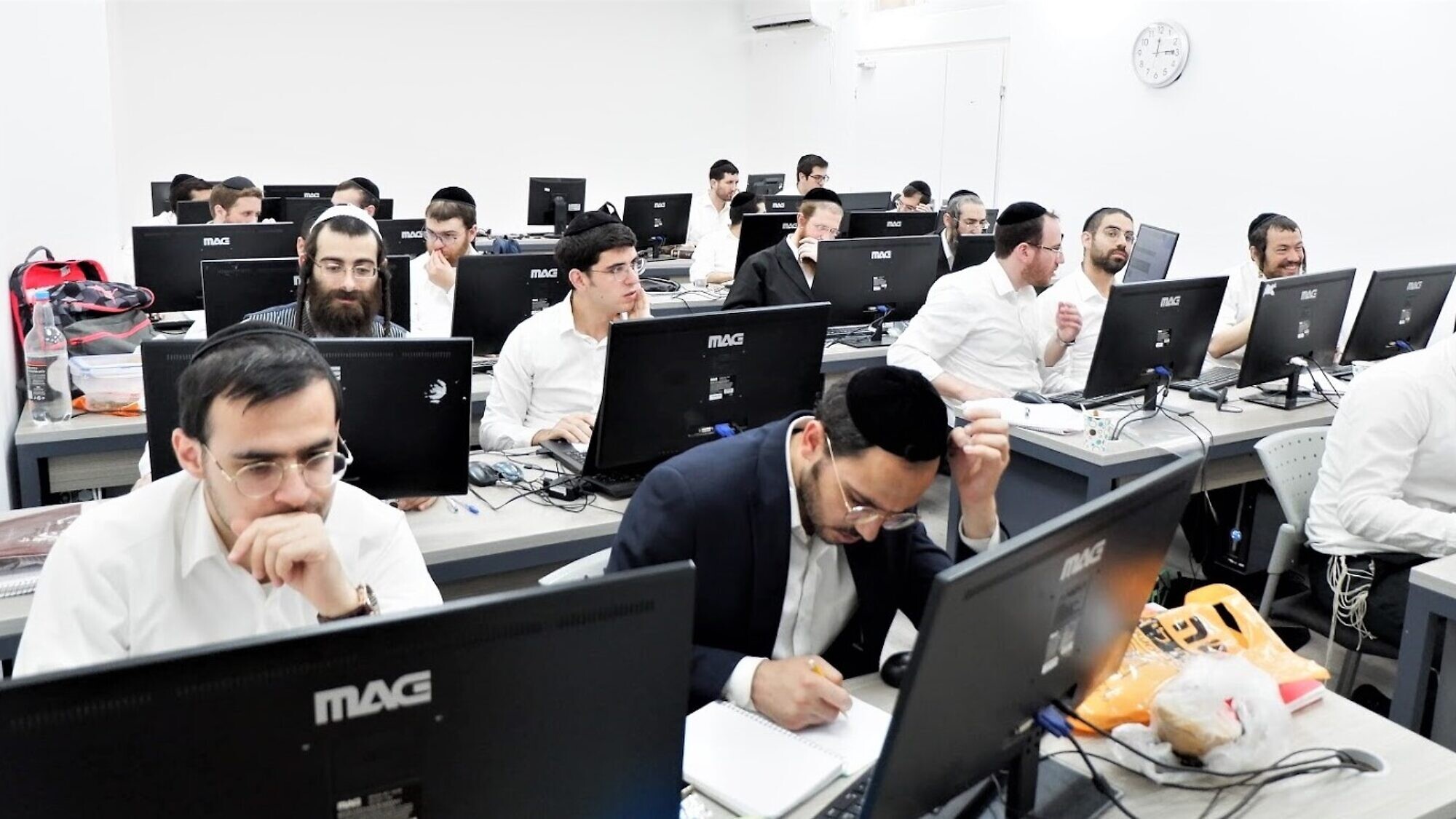 RavTech educational model engages haredim in workforce after studies - JNS.org