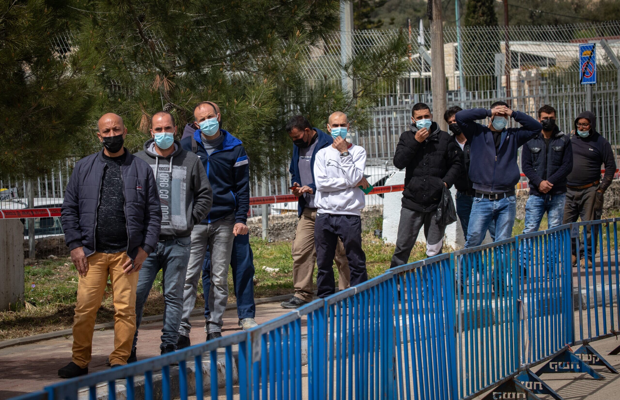 Israel to allow 3,000 more work permits for Palestinians from Gaza ...