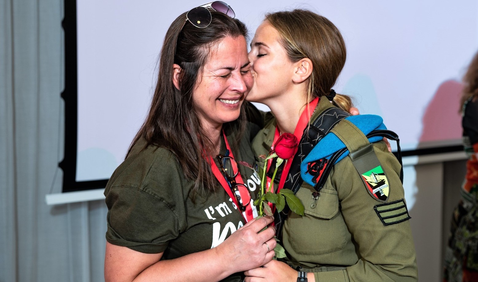 Mothers of IDF lone soldiers reunite with sons, daughters in Jerusalem ...