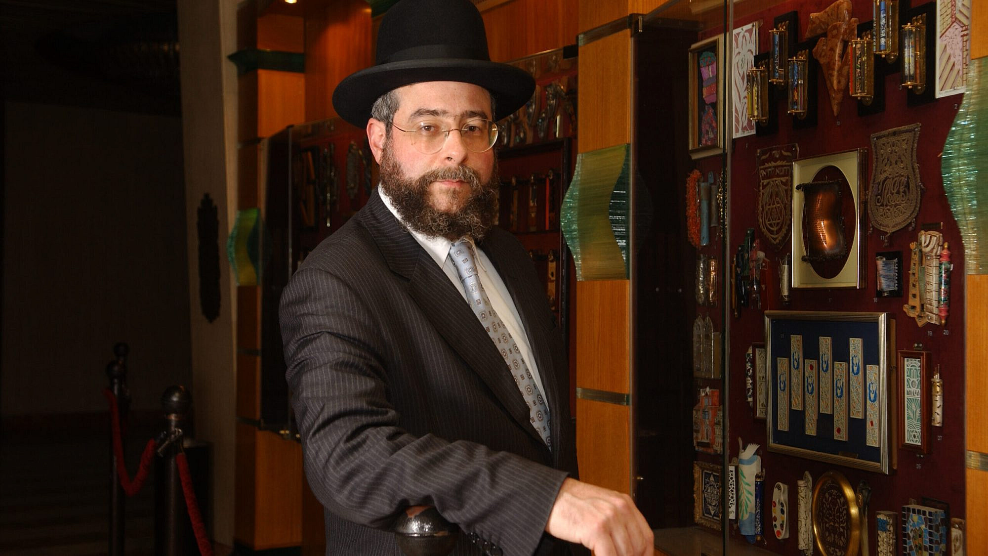 Moscow’s ‘rebel rabbi’ says Russian Jewish community being held ...