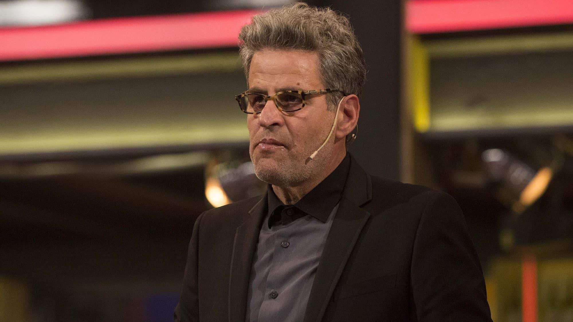 Israeli chef Eyal Shani opens new restaurant as benefit for Israelis ...