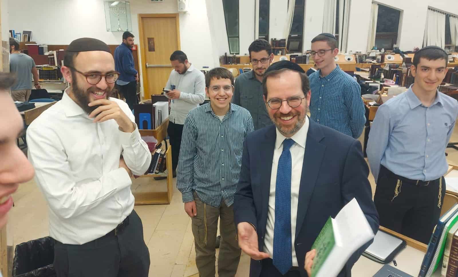 New YU rabbinical MBA joins growing number of Christian leadership ...