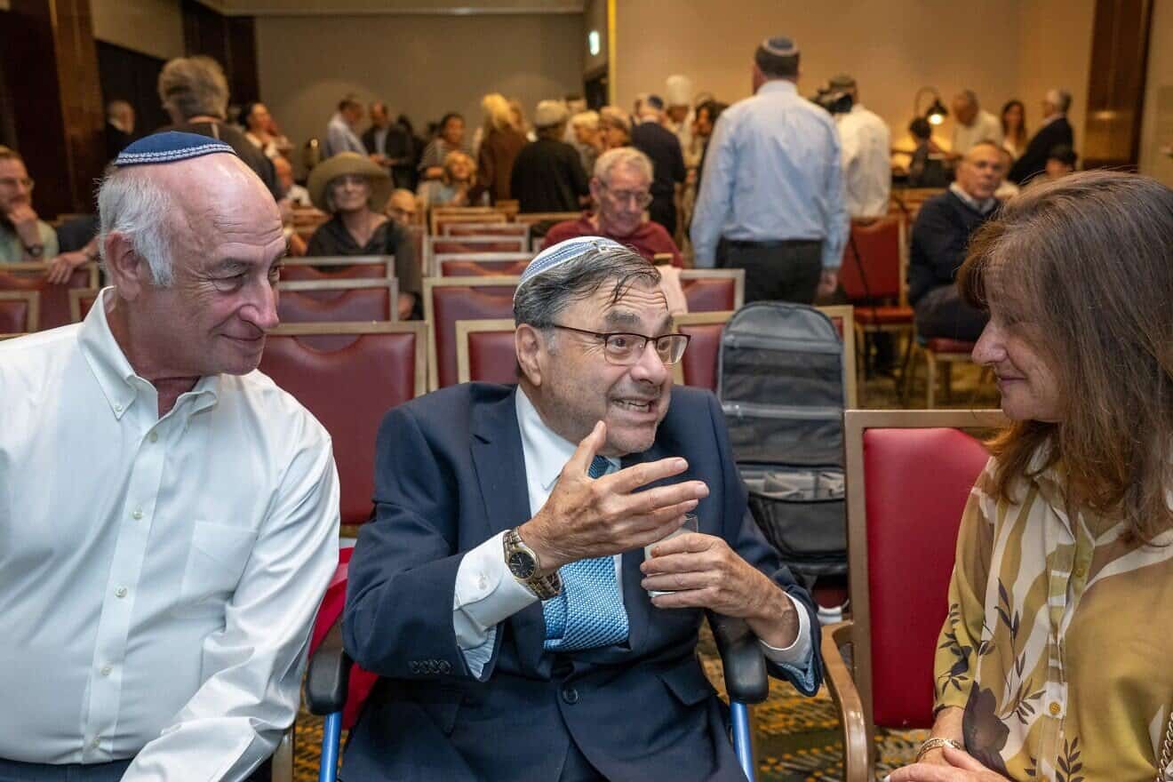 Rabbi Riskin’s new book portrays Judaism as a love story - JNS.org